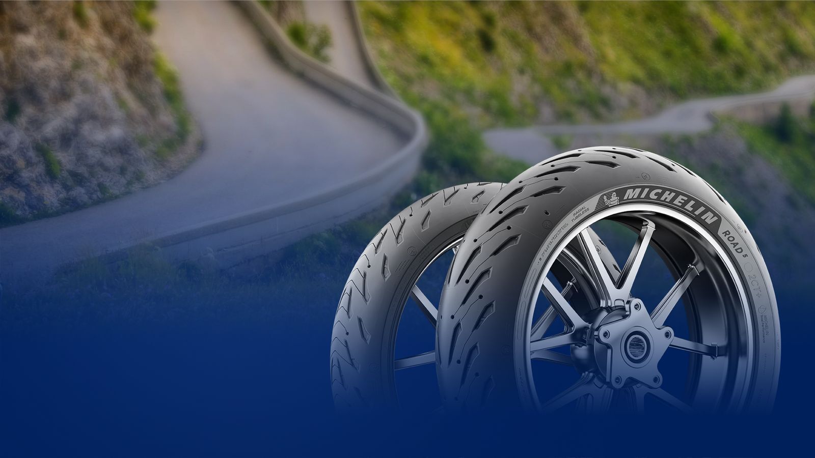 Discover our best motorcycle Road tyres | MICHELIN Australia