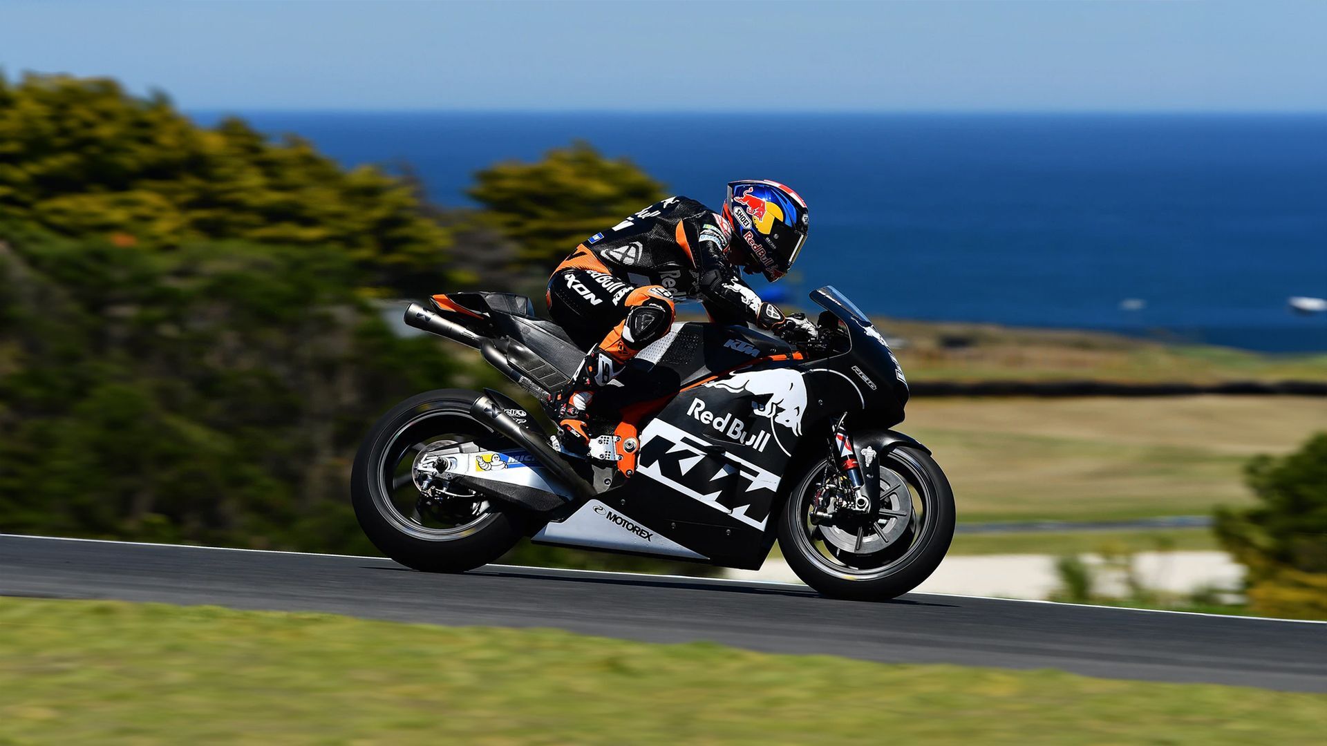 Racing Motorcycle Tires | Michelin USA